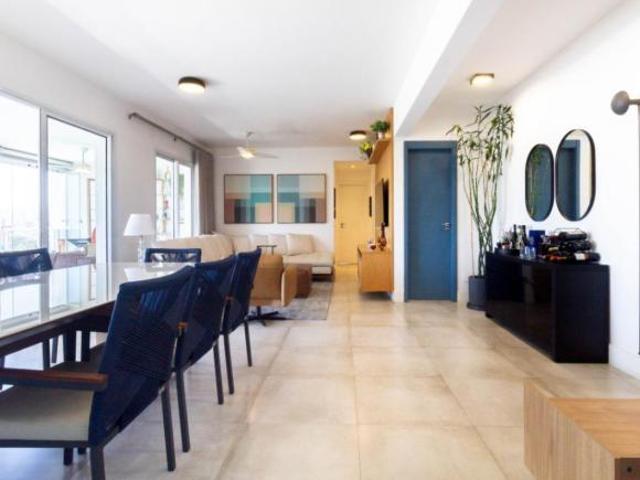 Apartamento à venda na Vila Anastácio São Paulo