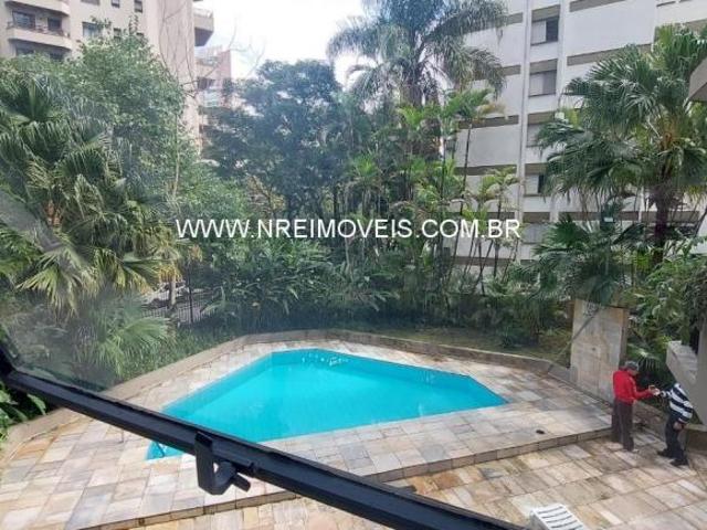APARTAMENTO À VENDA NA VILA ANDRADE