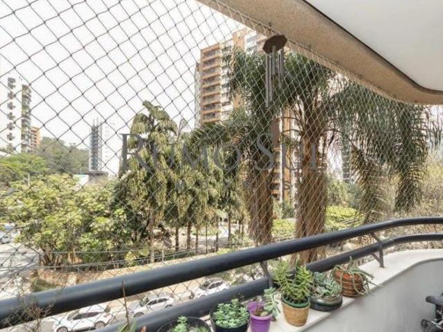 Apartamento à venda na Vila Andrade