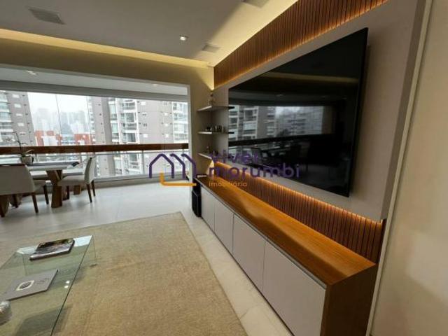 Apartamento a venda na Vila Andrade, 3 dormitórios! Reformado!