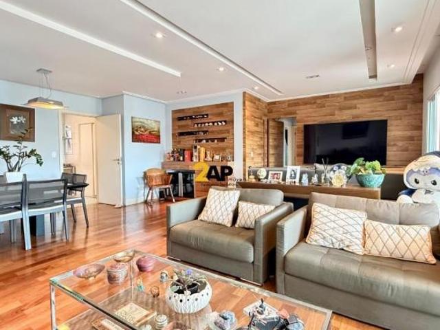 Apartamento a venda na Vila Andrade, 3 dormitórios suítes, 3 vagas de garagem, deposito privativ