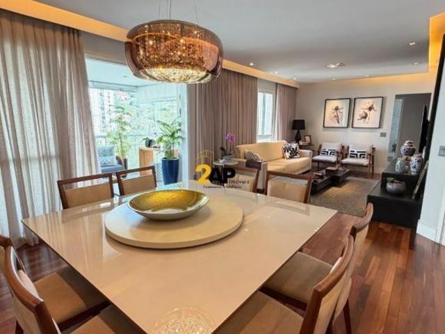 Apartamento a venda na Vila Andrade: 3 quartos, 3 suítes, 3 salas, 4 banheiros