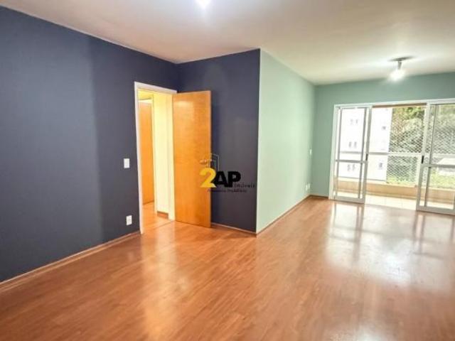 Apartamento à venda na Vila Andrade 3 quartos, 1 suíte, 2 salas, 3 banheiros, 2 vagas de garagem e 1