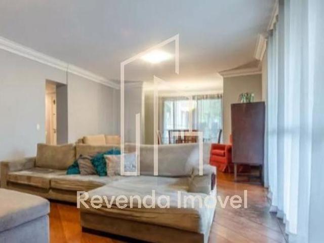 Apartamento à venda na Vila Andrade com 255m², 5 quartos e 4 vagas