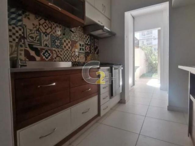 Apartamento à venda na Vila Andrade no Morumbi com 2 suítes e 2 vagas