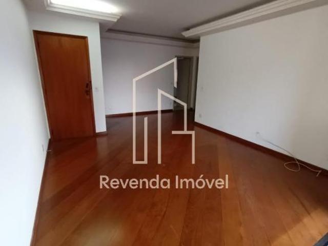 Apartamento à venda na Vila Andrade, São Paulo SP: 3 quartos, 1 suíte, 2 salas
