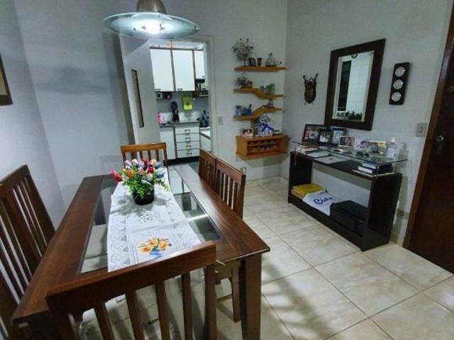 Apartamento à venda na Vila Adyana