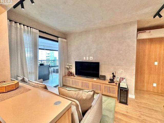 Apartamento à venda na Vila Adyana