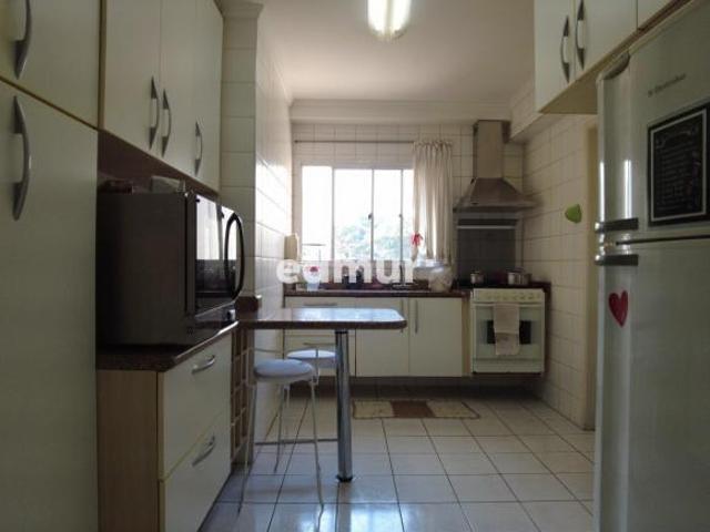 Apartamento à venda na Vila Assunção