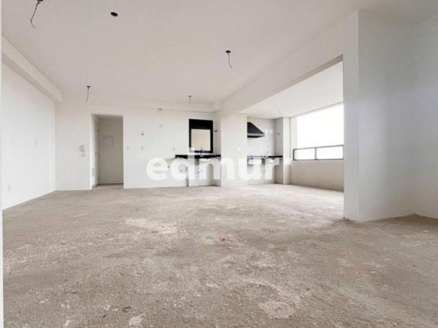 Apartamento à venda na Vila Assunção
