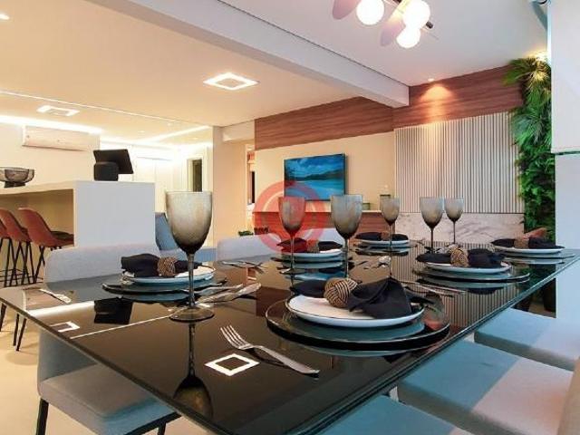 Apartamento à venda na Vila Assunção, Santo André SP: 3 quartos, 3 suítes, 5 banheiros, 3 vagas, 125