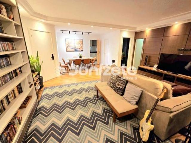 Apartamento à venda na Vila Bastos em Santo André