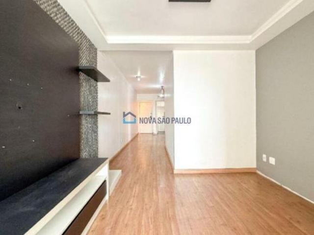 Apartamento à venda na Vila Brasilina Machado