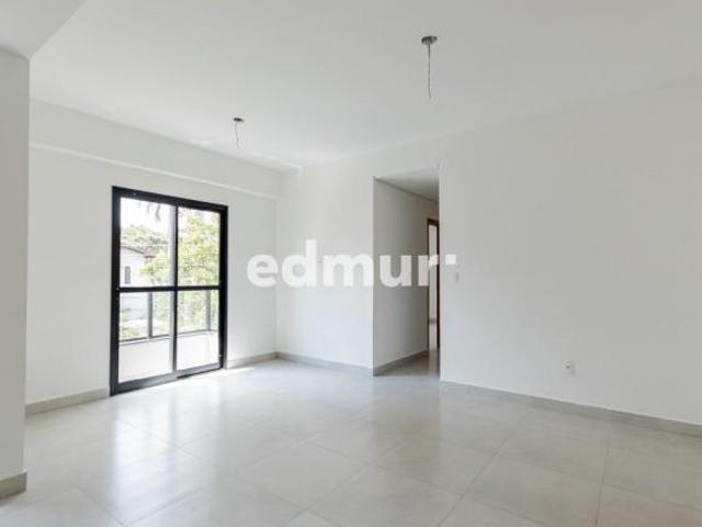 Apartamento à venda na Vila Guiomar