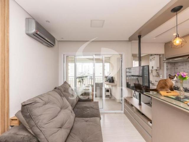 Apartamento á Venda na Vila Guilherme com 62m², 2 quartos sendo 1 suíte, 1 vaga