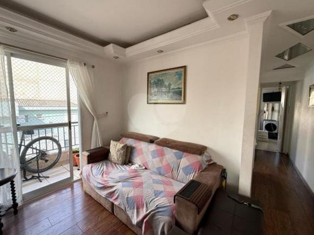 Apartamento à venda na Vila Guilherme com 2 quartos com 62 metros próximo do metro