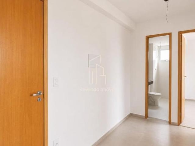 Apartamento à venda na Vila Guilhermina, São Paulo SP: 2 quartos, 1 sala, 1 banheiro, 32m². Conforto