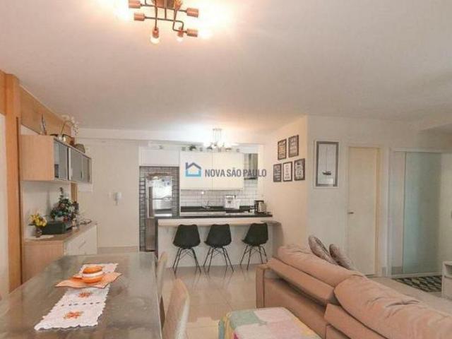 Apartamento à venda na Vila Gumercindo