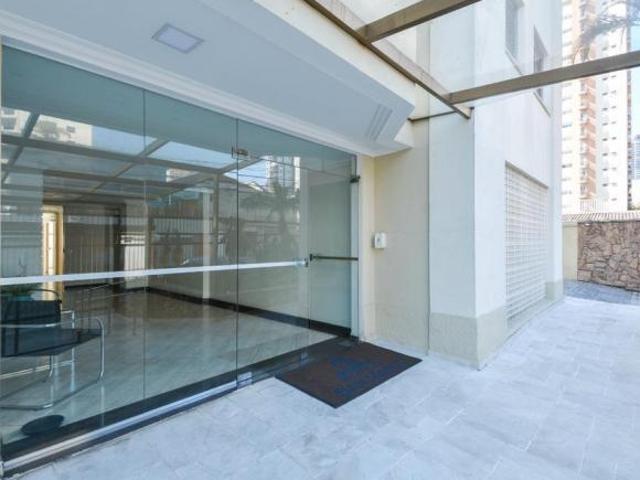 Apartamento à venda na Vila Gumercindo
