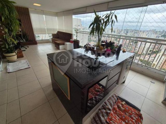 Apartamento à venda na Vila Gumercindo, 3 dormitórios e 3 vagas