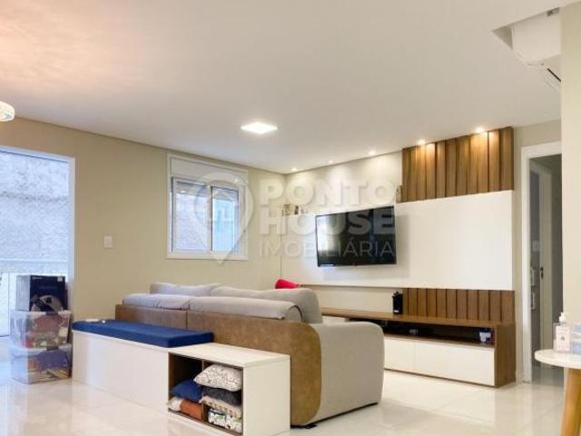 Apartamento à venda na Vila Gumercindo 3 dormitórios, suíte, 2 vagas