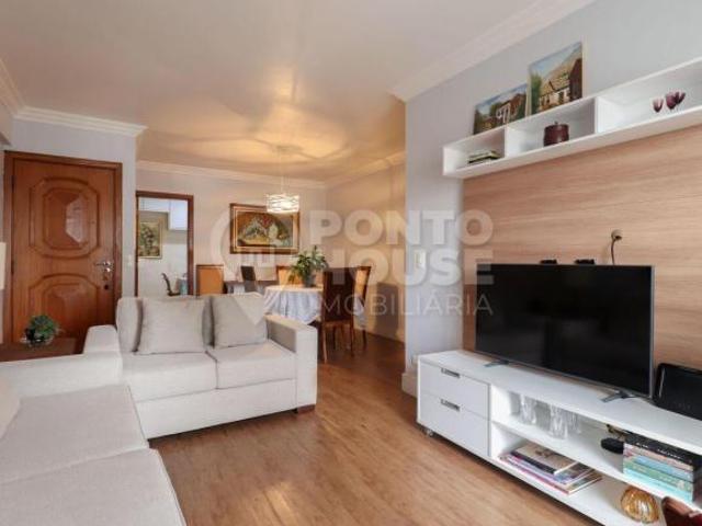 Apartamento á venda na Vila Gumercindo 3 dormitórios 3 vagas 4 banheiros sacada