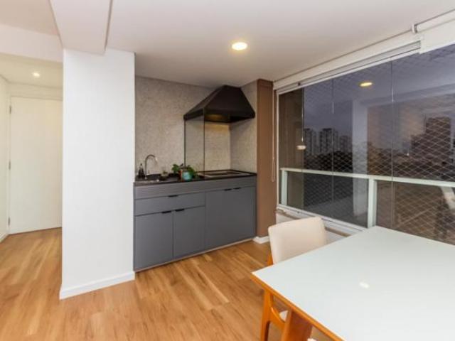 Apartamento à venda na Vila Gumercindo São Paulo