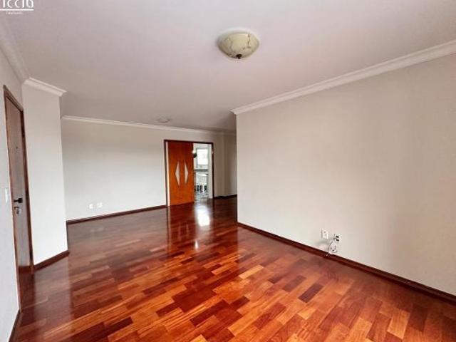 Apartamento à venda na Vila Ema