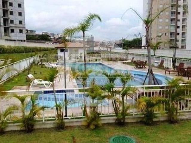 Apartamento em Vila Ema