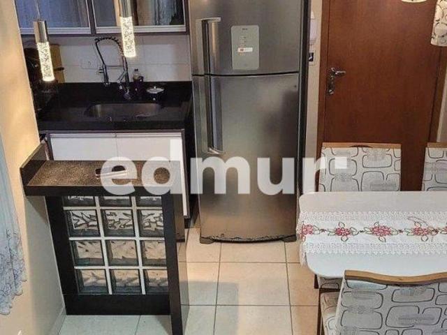 Apartamento à venda na Vila Humaitá