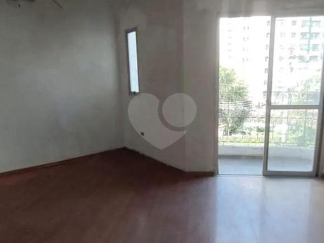 Apartamento à Venda na Vila Indiana