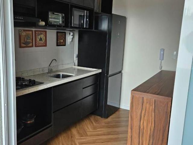 Apartamento à venda na Vila Industrial