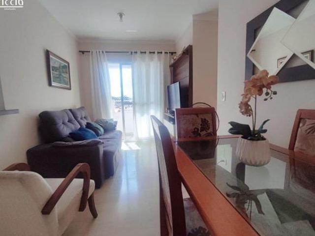 Apartamento à venda na Vila Industrial