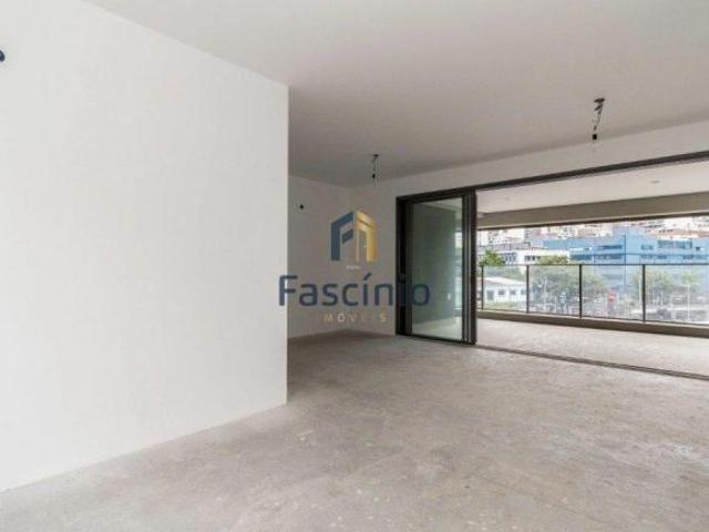 Apartamento à venda na Vila Olímpia