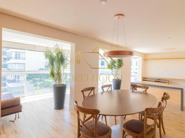 Apartamento à venda na Vila Olímpia