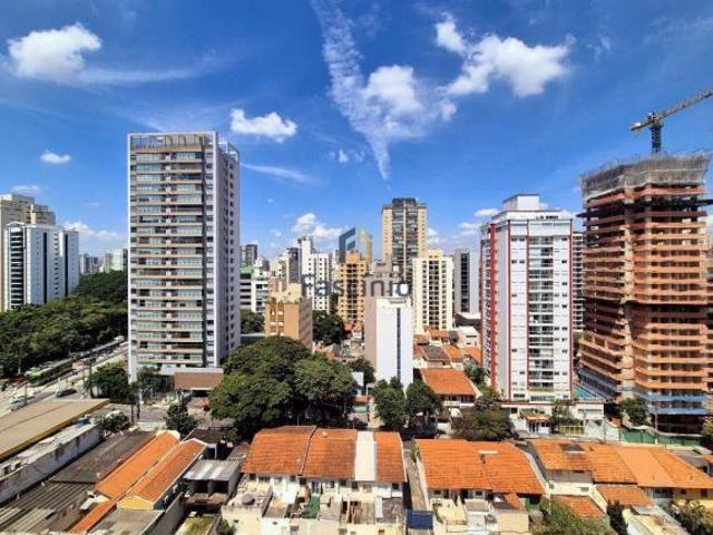 Apartamento à venda na Vila Olímpia