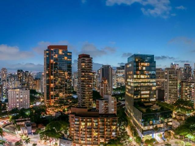 Apartamento à Venda na Vila Olímpia