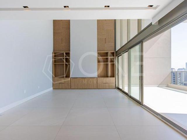 Apartamento à venda na Vila Olímpia