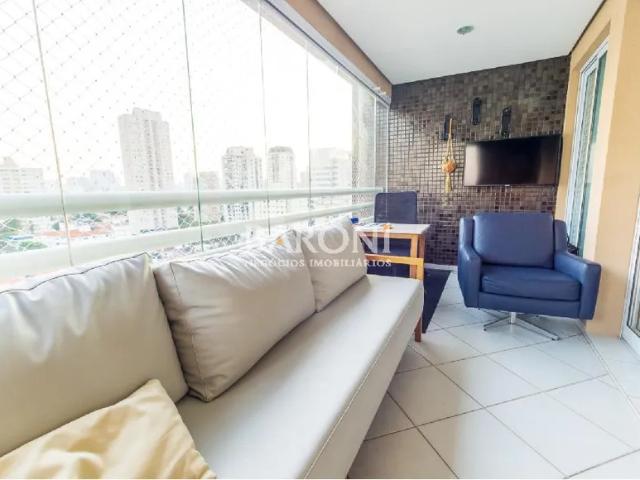Apartamento à venda na Vila Olímpia, 137m², 3 suítes, varanda gourmet, 3 vagas, lazer completo. Baro
