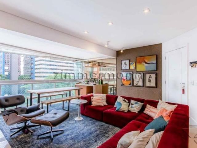 APARTAMENTO 3 DORMITÓRIOS NA VILA OLIMPIA