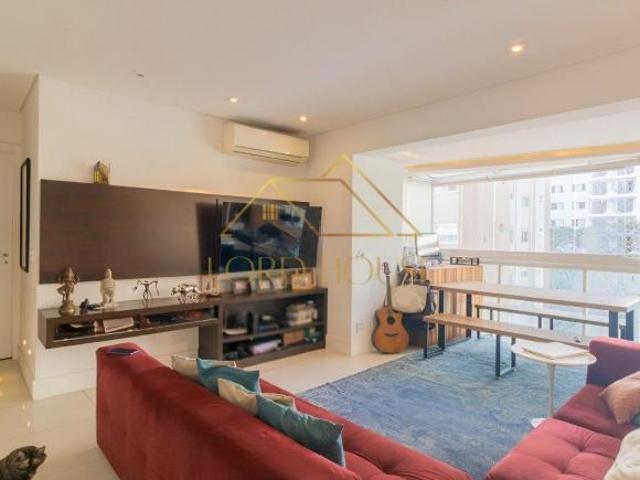 Apartamento à venda na Vila Olímpia