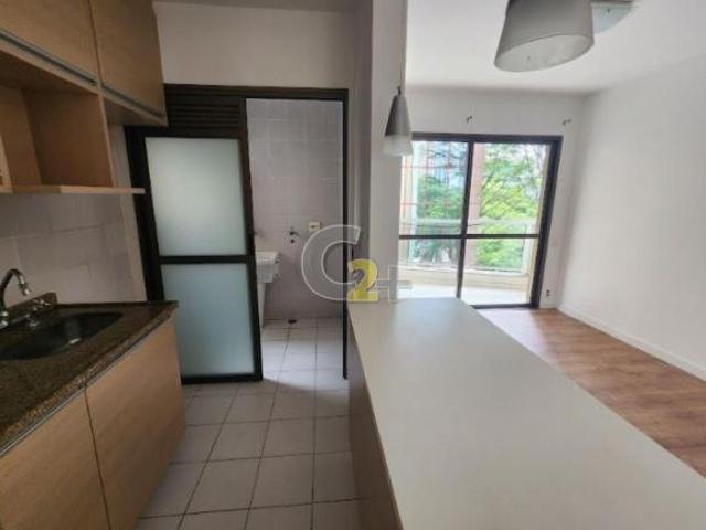 Apartamento á venda na Vila Olímpia, 2 quartos, 1 suíte, 1 vaga de garagem