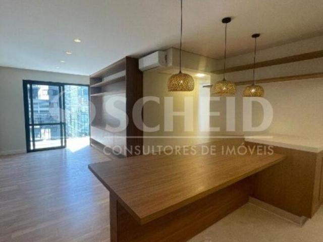Apartamento à venda na Vila Olímpia 3 quartos 1 suíte com closet 1 vaga rua do Ocio varanda