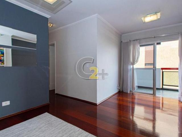 Apartamento á venda na Vila Olímpia com 2 quartos, sendo 1 suíte e 1 vaga