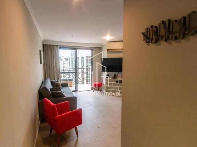 Apartamento à venda na Vila Olímpia, São Paulo SP: 2 quartos, 2 salas, 1 banheir