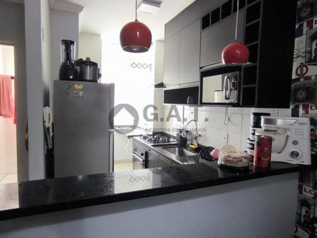 Apartamento à venda na Vila Olímpia, Sorocaba SP! 2 quartos, sala, banheiro, garagem e 54m². Agende