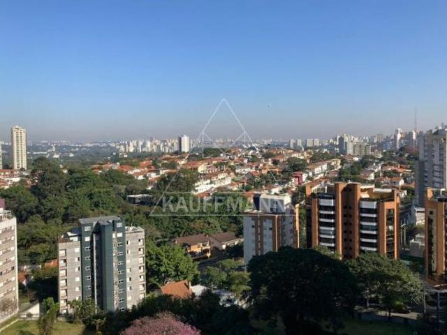 Apartamento à venda na Vila Madalena, 2 dormitórios 1 suíte, 1 vaga, 95m² útil
