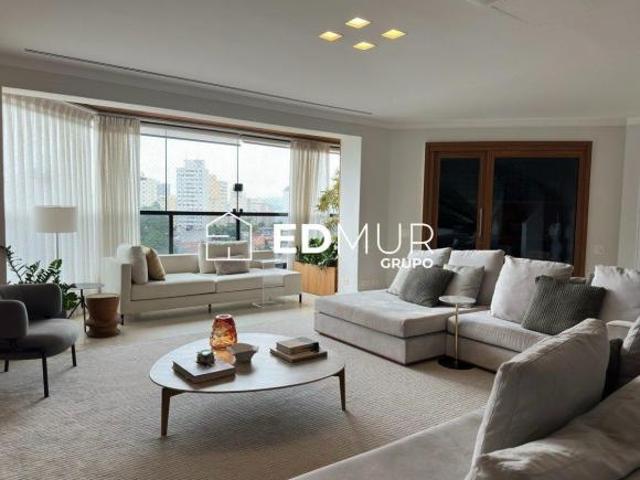 Apartamento à venda na Vila Madalena