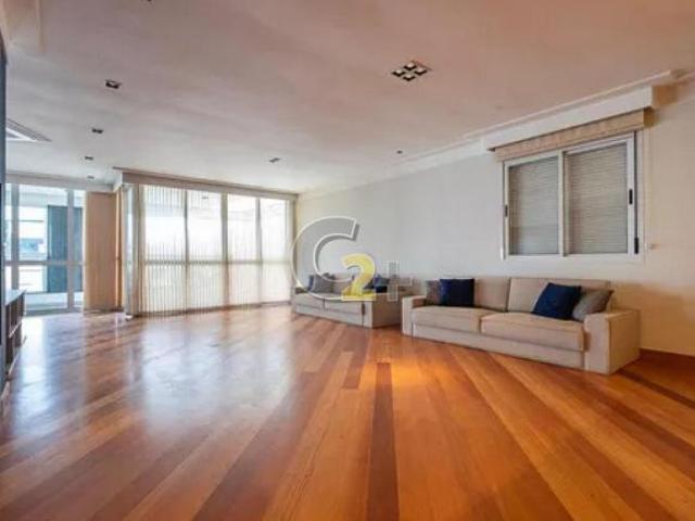 Apartamento à venda na Vila Madalena com 258 m², 3 Suítes, 4 vagas