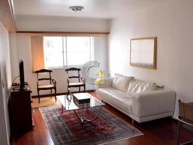 Apartamento à venda na Vila Madalena com 2 suítes e 2 vagas